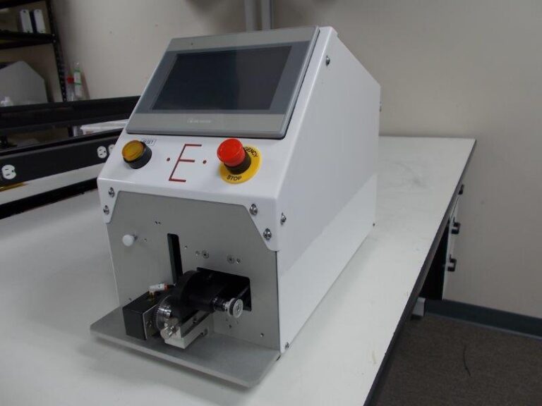 Catheter Tube and Wire Cutting Equipment Solutions | SYNEO